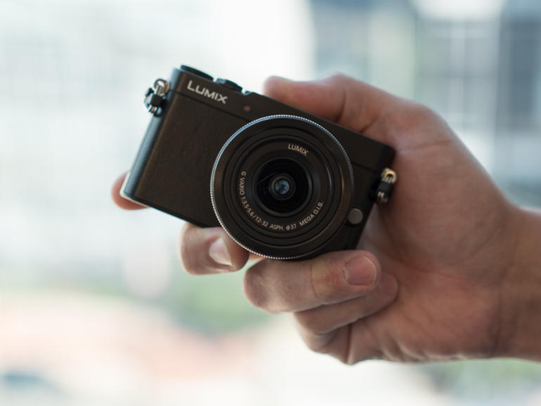 Smallest size ILC with EVF? (m43+ sensor size, not 1"): Open Talk Forum ...